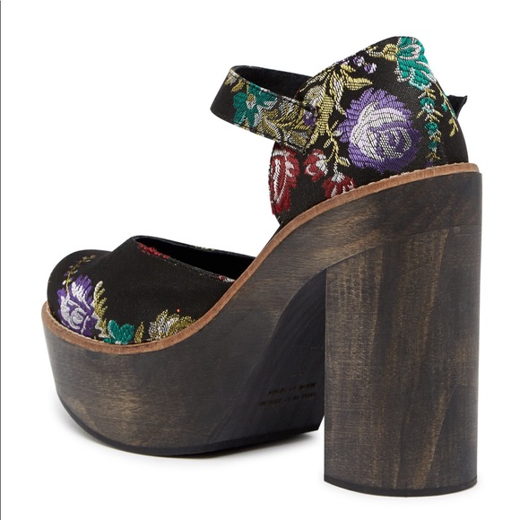 Free People | Shoes | Nib Free People Starlet Platform Heels Black ...